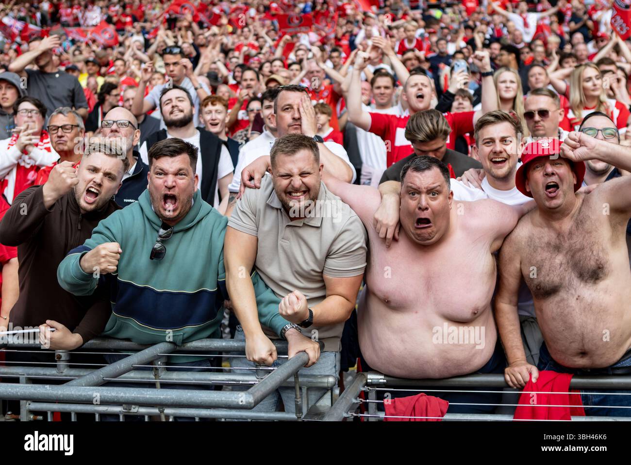 Charlton athletic celebrate hi-res stock photography and images - Alamy
