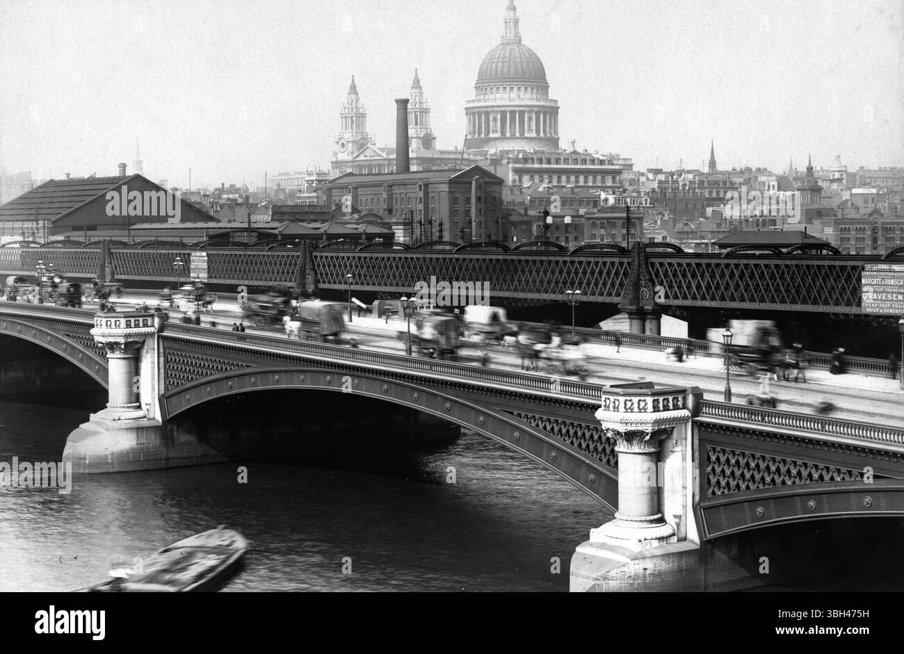 St Paul's cathedral Blackfriars bridge crowds London 1800s 19th century ...