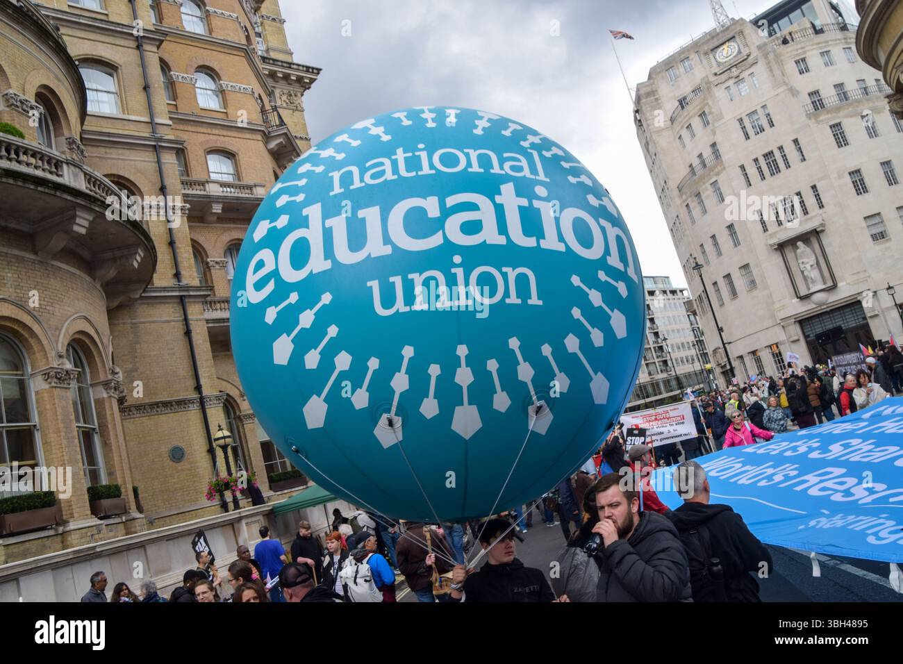 London, UK. 7th June 2025. Protesters hold a National Education Union ...