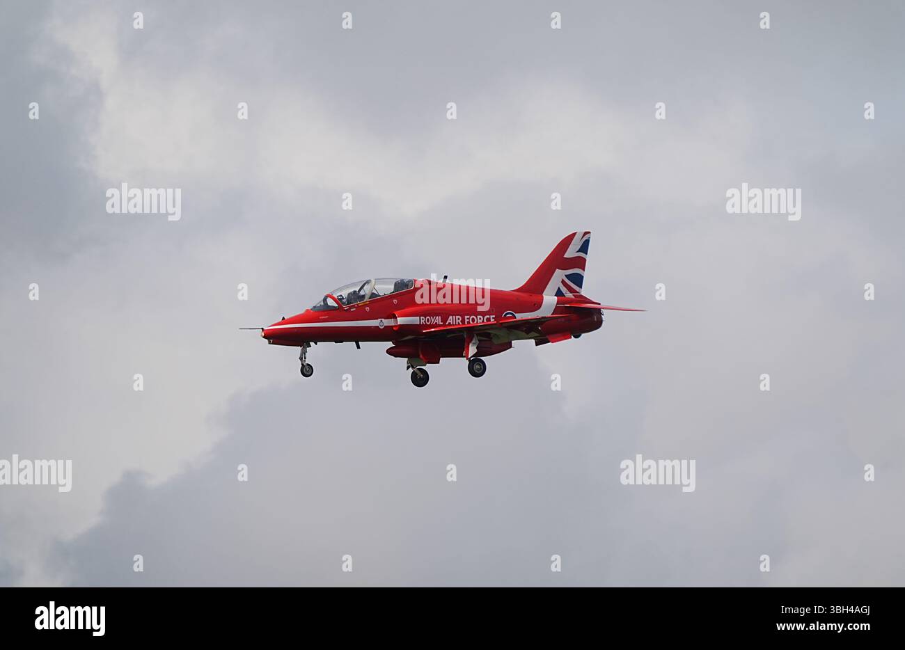 One of the Red Arrows Hawk T1 jets comes in to land at Liverpool John ...
