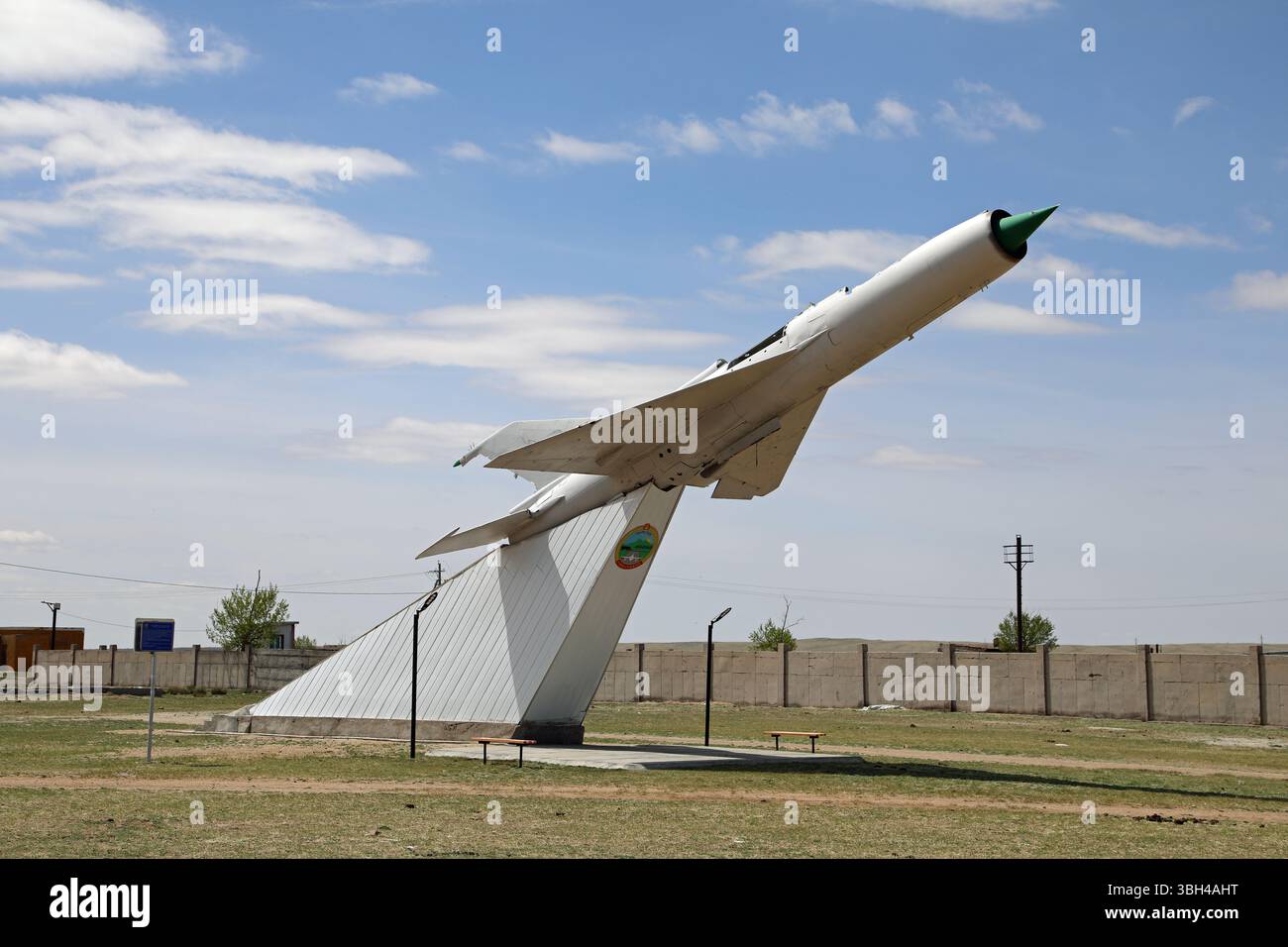 MIG fighter plane monument at Bayantal Sum in Mongolia Stock Photo - Alamy