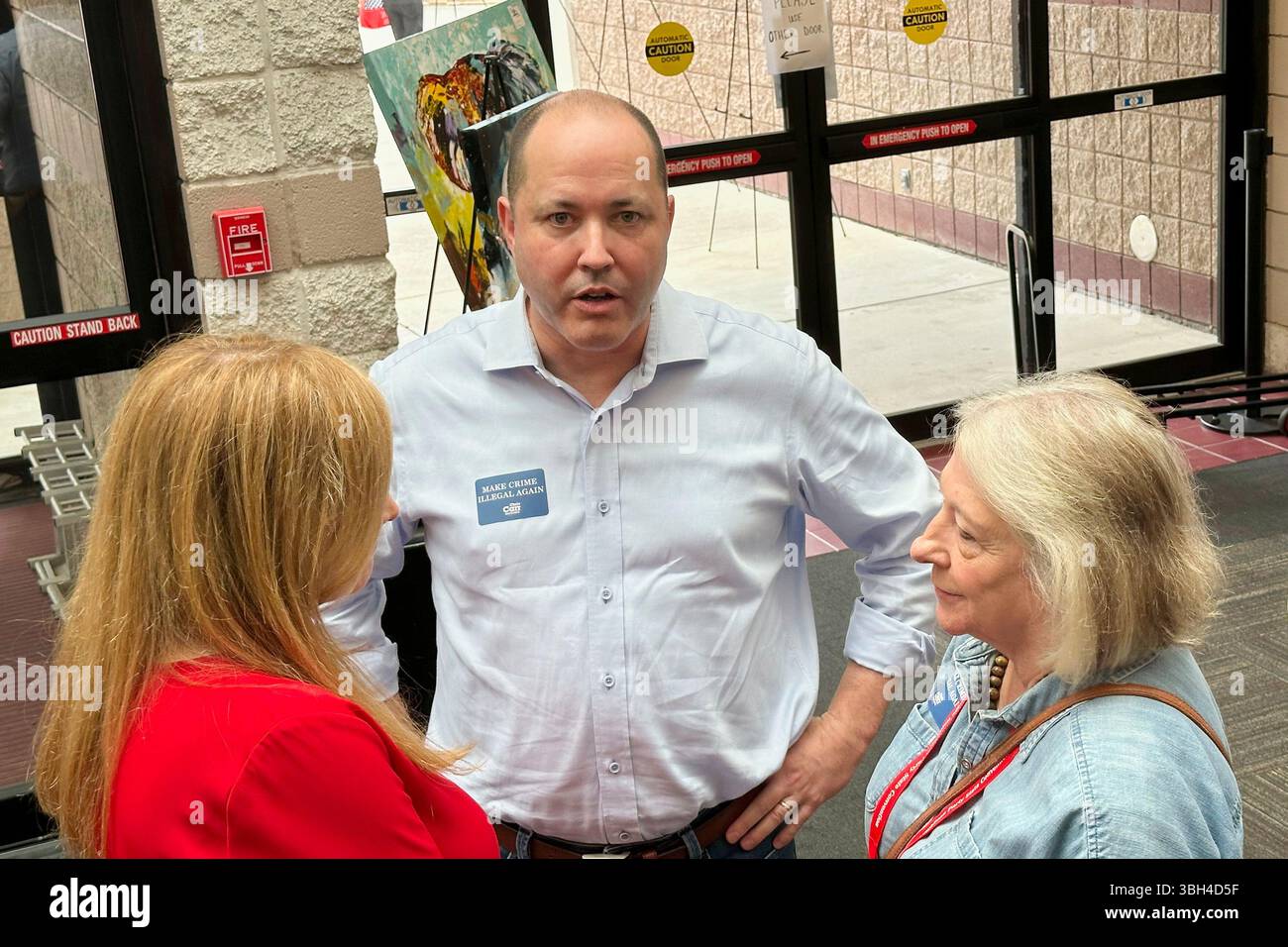 Georgia Attorney General Chris Carr, center, a GOP candidate for ...