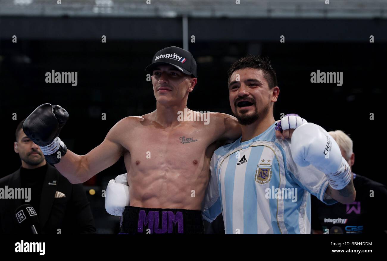 Jack Williams celebrates winning his fight against Fernando Joaquin ...