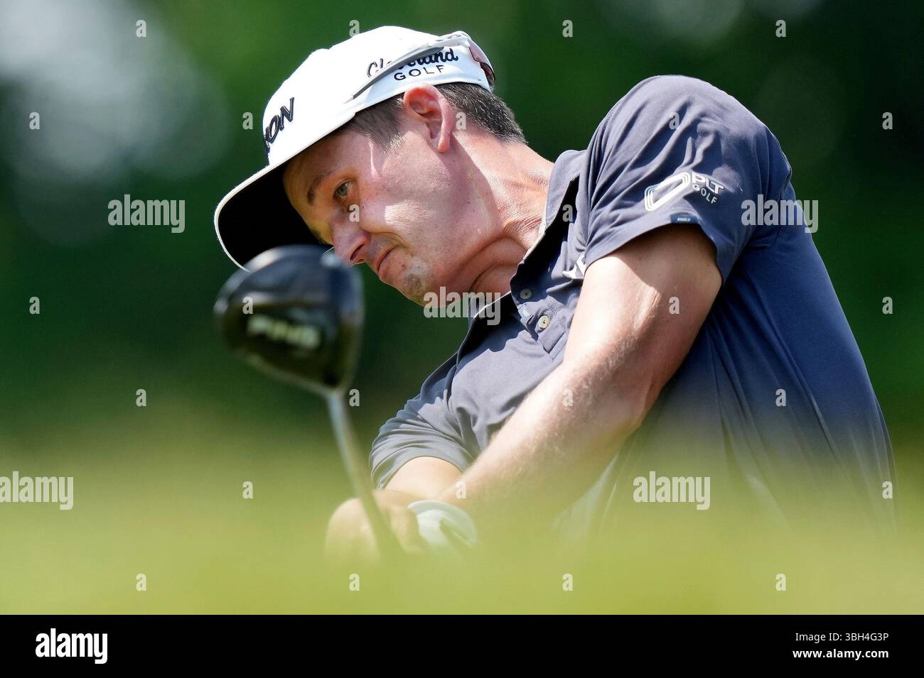Andrew Putnam tees off on the fifth hole during the third round of the ...