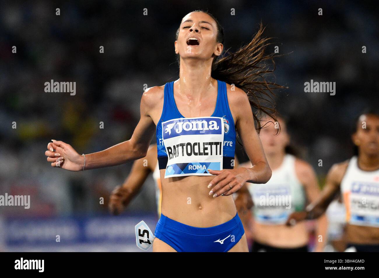 Nadia Battocletti of Italy competes in the 5000m women during the ...