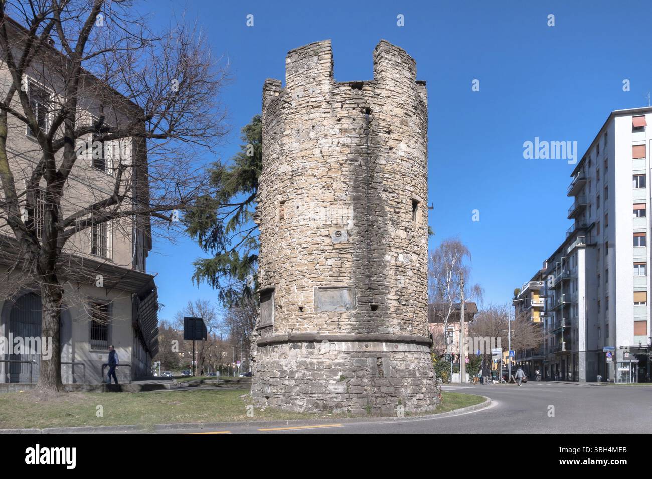 The Galgario Tower is a circular tower of military origin, which was ...