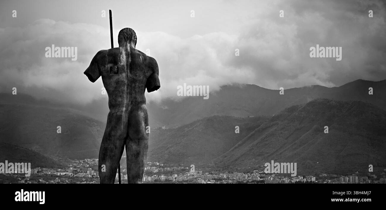 The sleeping giant Vesuvius with historical statue in the foreground ...