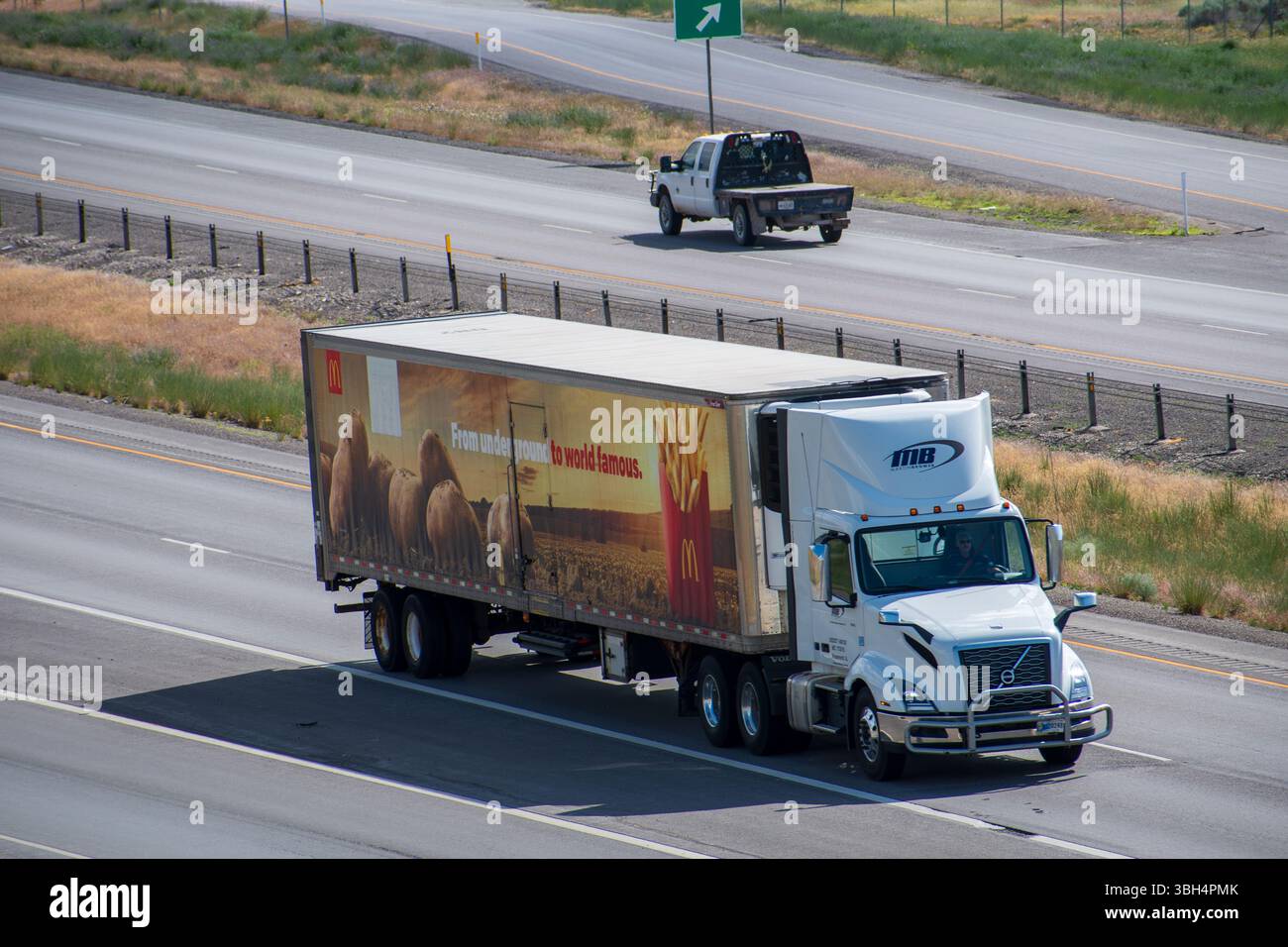 American food truck hi-res stock photography and images - Alamy