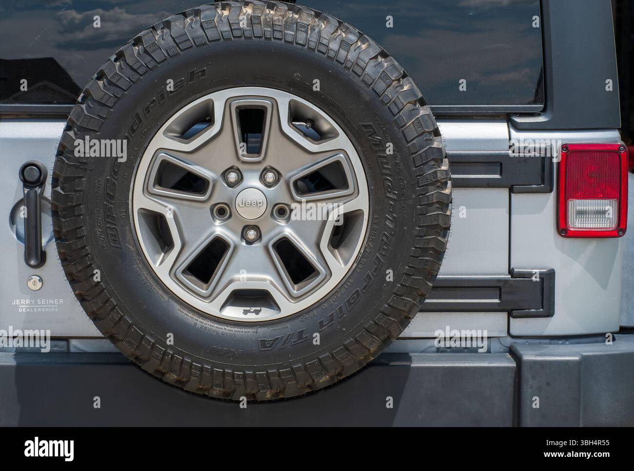 SPRINGVILLE, UT – JUNE 8, 2025: Rear view of a Jeep Wrangler with spare ...