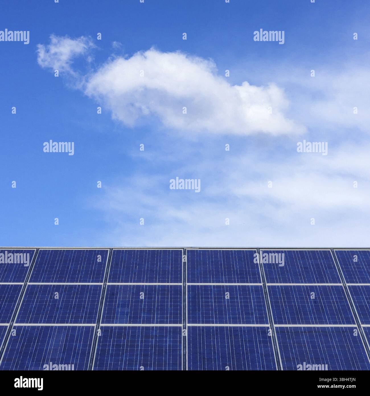 Renewable energy source solar hi-res stock photography and images - Alamy