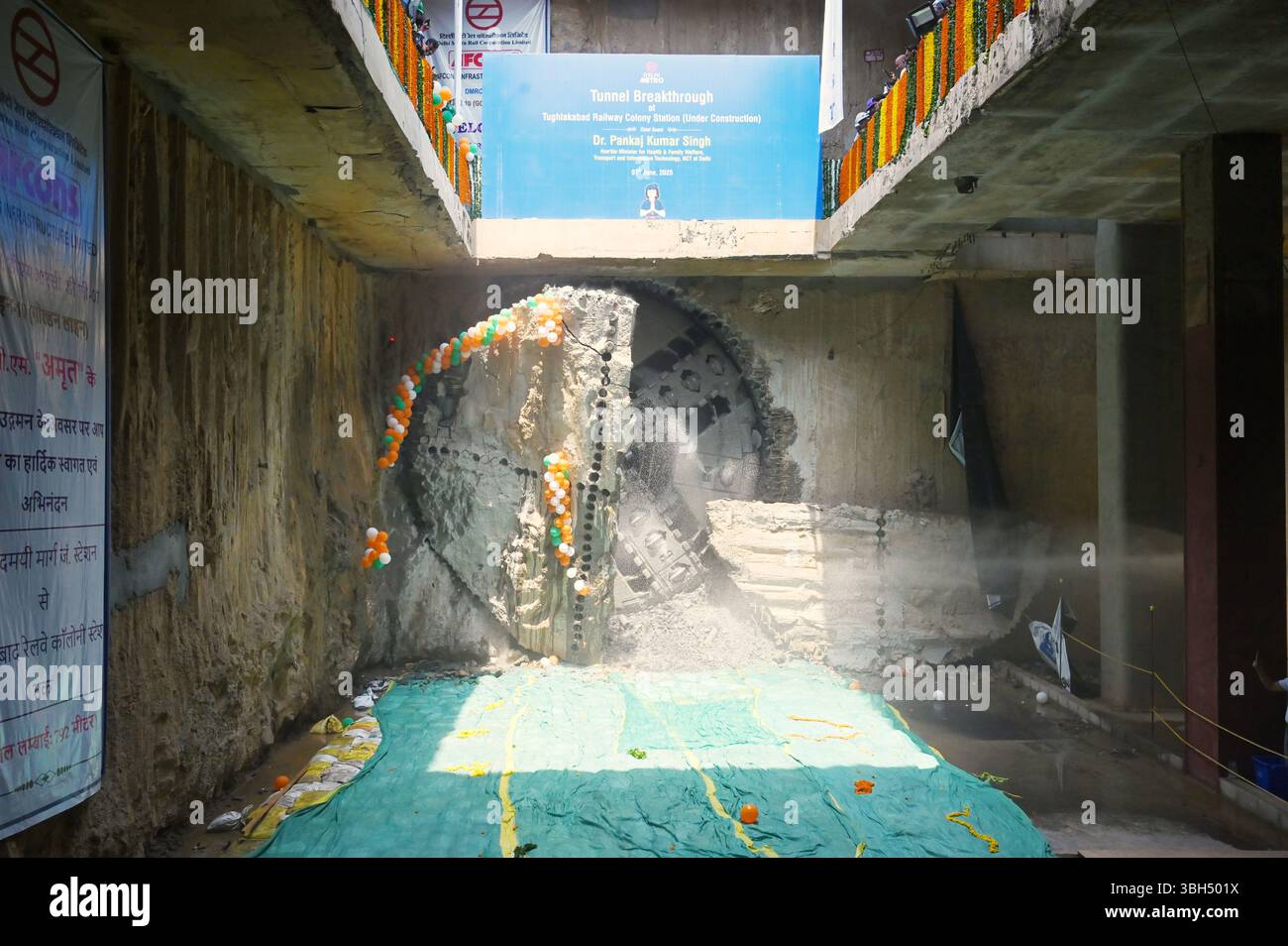NEW DELHI, INDIA - JUNE 7: Tunnel Breakthrough at Tughlakabad Railway ...
