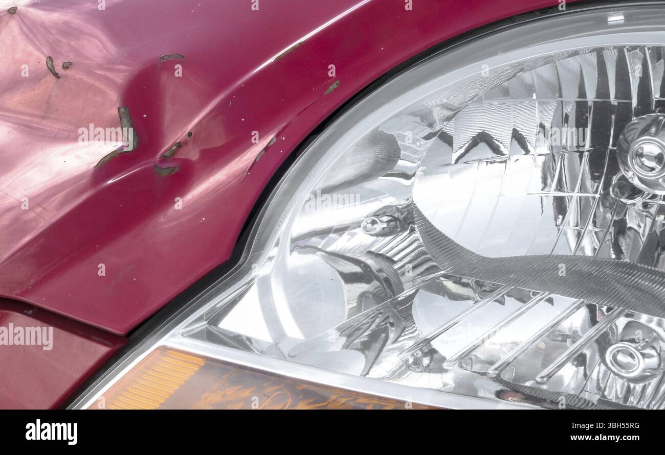 Accident car damage scratches hi-res stock photography and images - Alamy