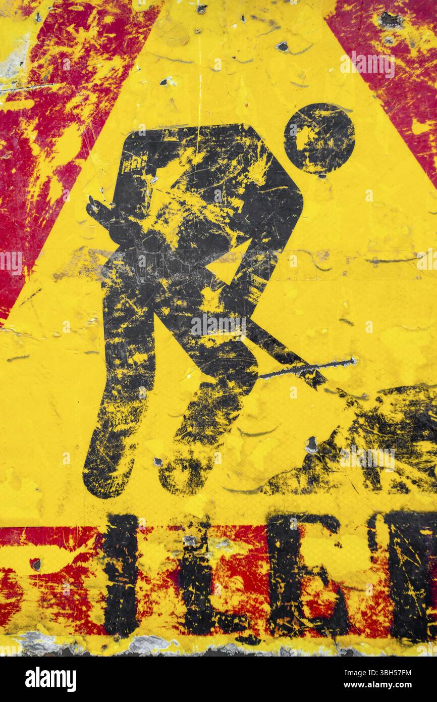 Men at work road sign. Warning of construction works ahead. Grunge look ...