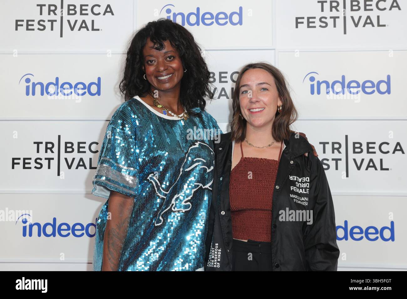 NEW YORK, NEW YORK - JUNE 06: Mary Pryor and Mara Whitehead attend the ...