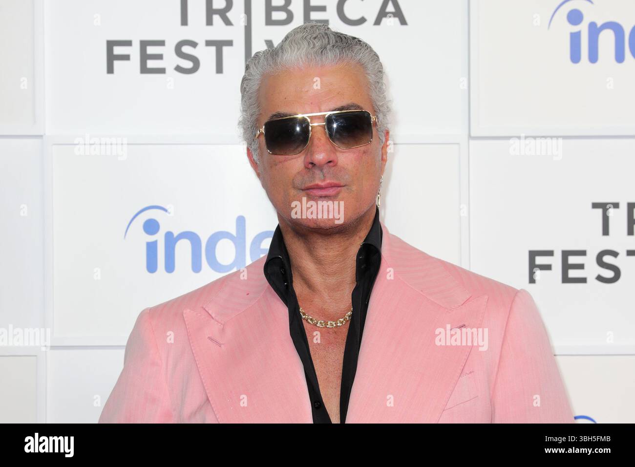 NEW YORK, NEW YORK - JUNE 06: Italian model and actor Fabrizio Brienza ...