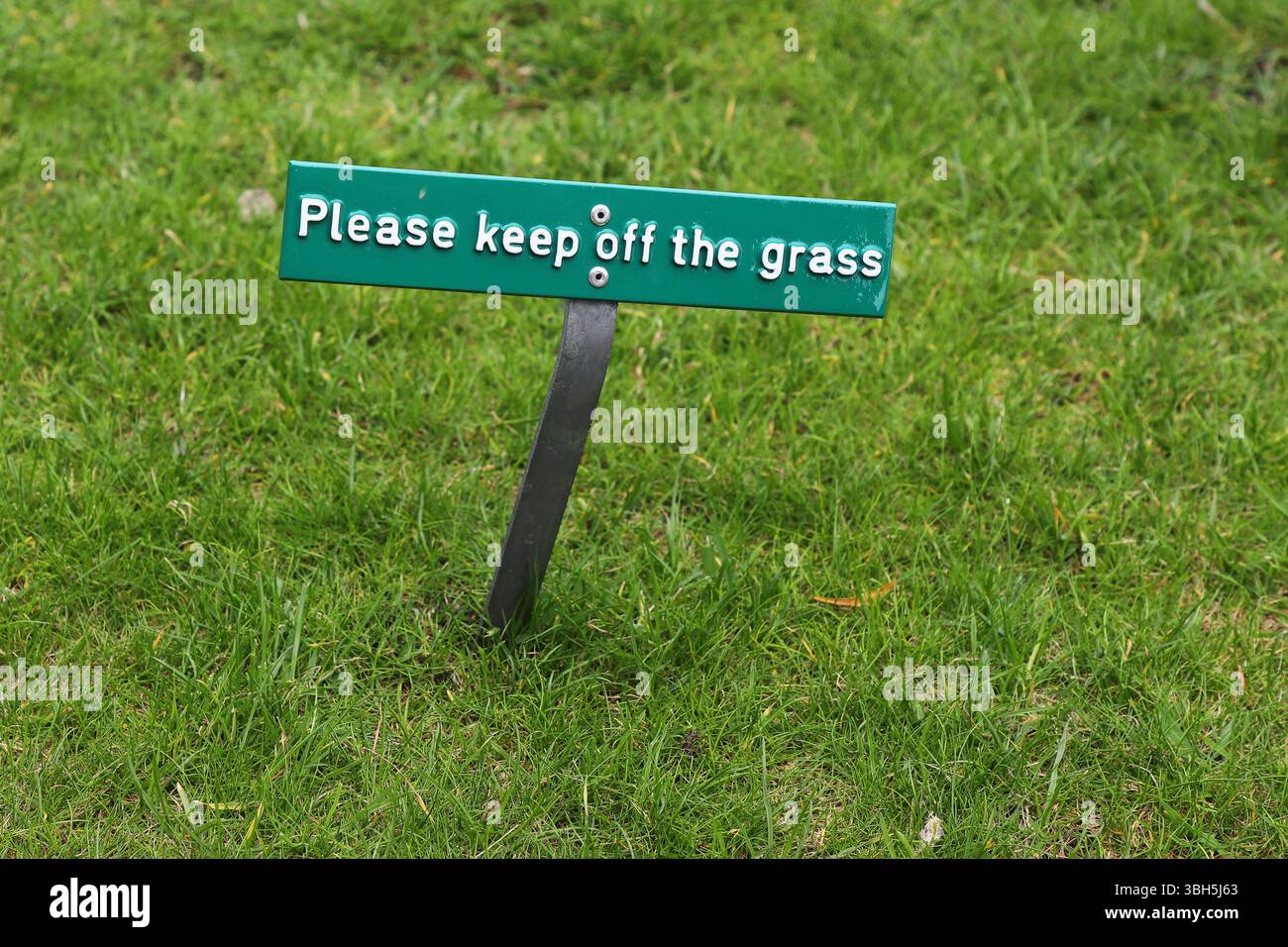 Keep lawn hi-res stock photography and images - Alamy