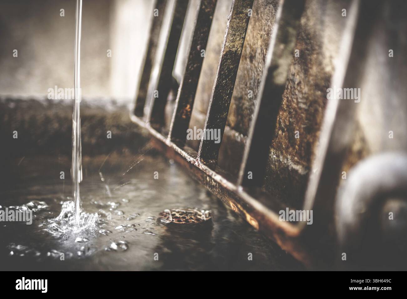 Rustic water feature old metal hi-res stock photography and images - Alamy