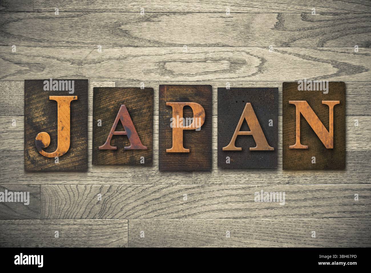 The word TOKYO written in vintage wooden letterpress type Stock Photo ...