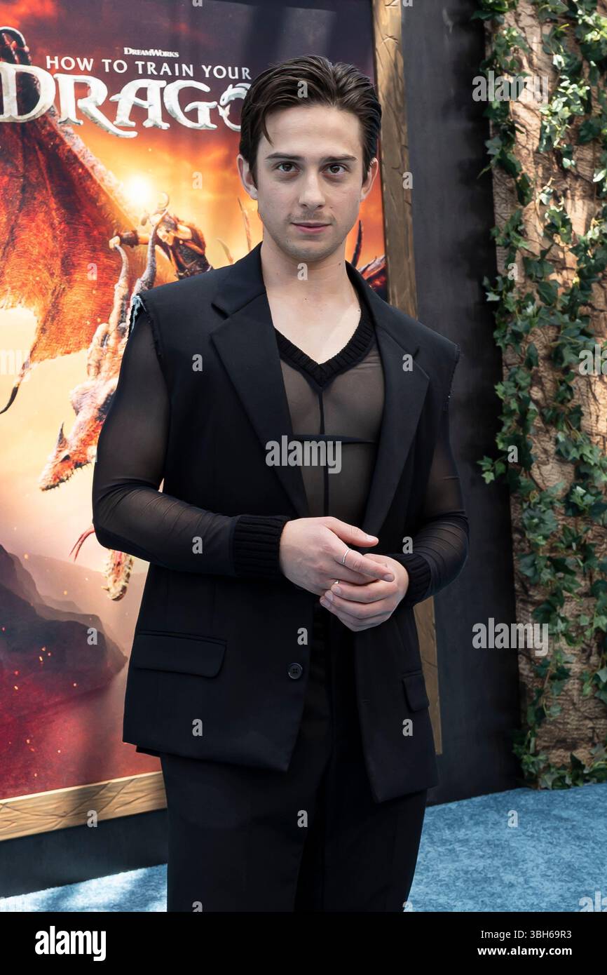 Los Angeles, USA. 07th June, 2025. Gabriel Howell attends the arrivals ...