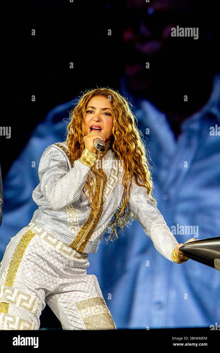 Shakira tour 2025 hi-res stock photography and images - Alamy