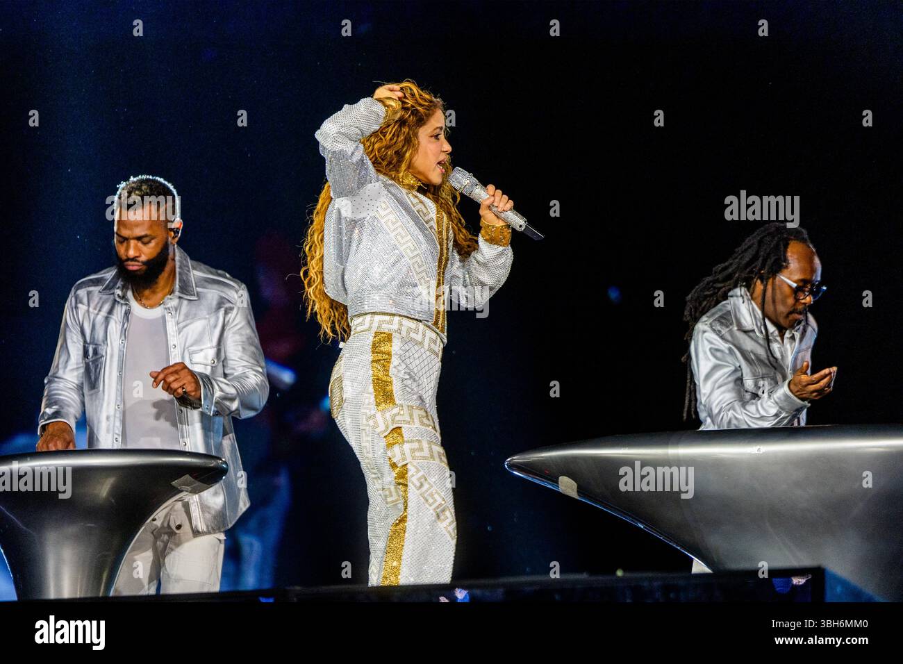 Shakira tour 2025 hi-res stock photography and images - Alamy