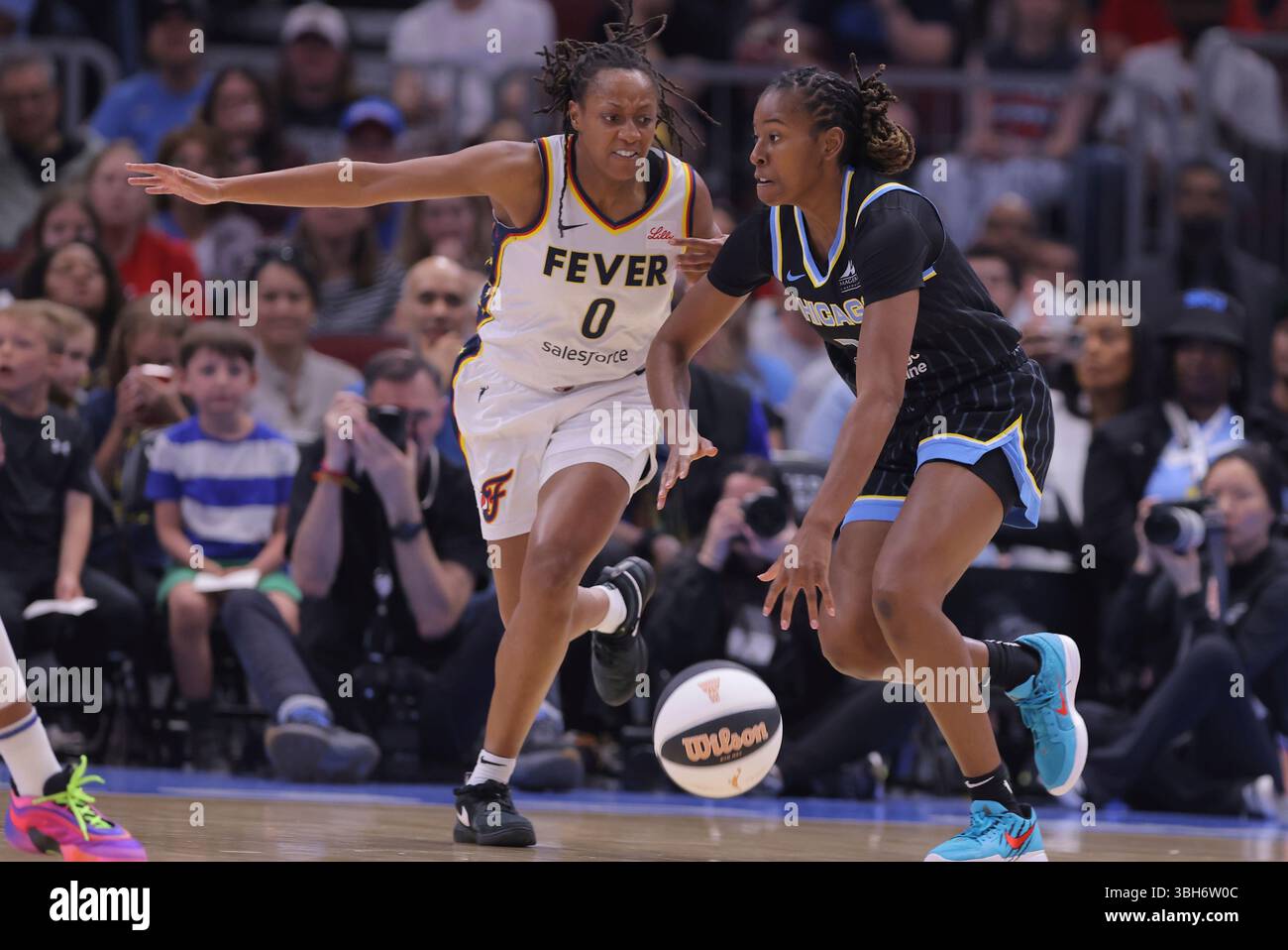 CHICAGO, IL - JUNE 07: Kelsey Mitchell #0 of the Indiana Fever guards ...