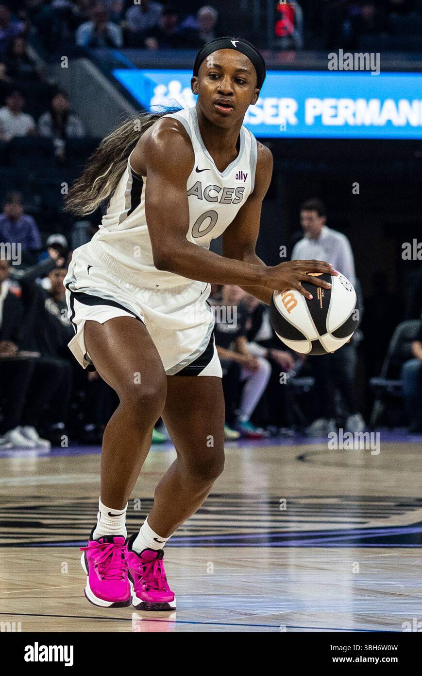 June 07 2025 San Francisco CA, U.S.A. Aces guard Jackie Young (0)looks ...