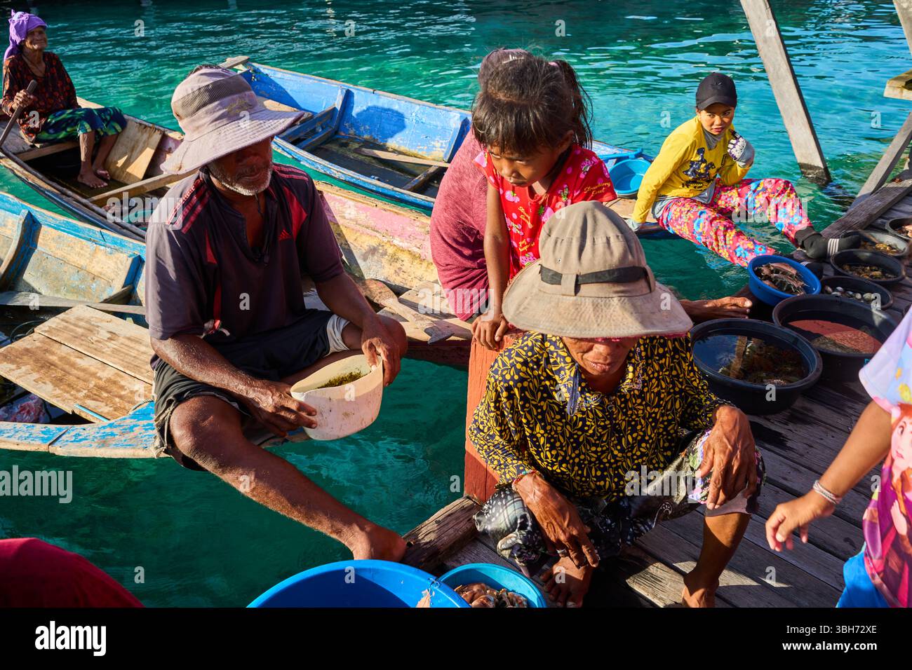 Sea gypsies, Mabul Island, Borneo, Malaysia, Asia Stock Photo - Alamy