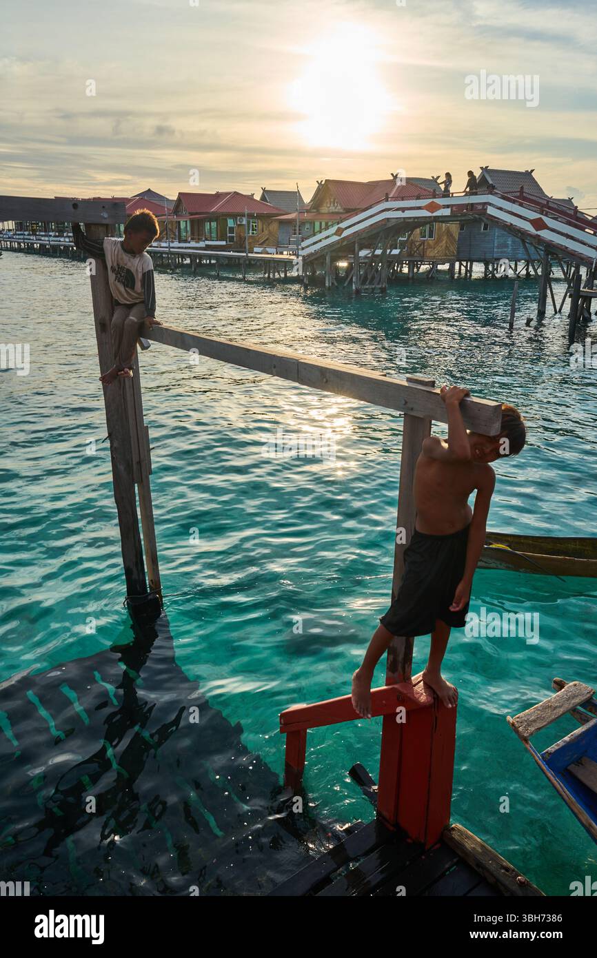 Sea gypsies, Mabul Island, Borneo, Malaysia, Asia Stock Photo - Alamy