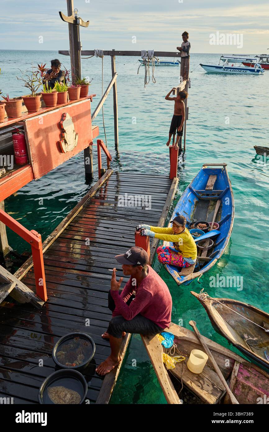 Sea gypsies, Mabul Island, Borneo, Malaysia, Asia Stock Photo - Alamy
