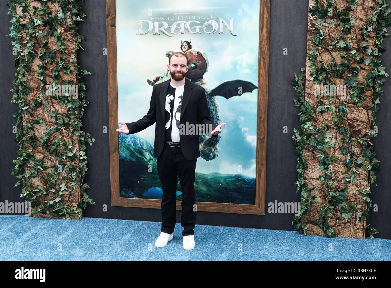 MIRACLE MILE, LOS ANGELES, CALIFORNIA, USA - JUNE 07: Connor Tomlinson ...