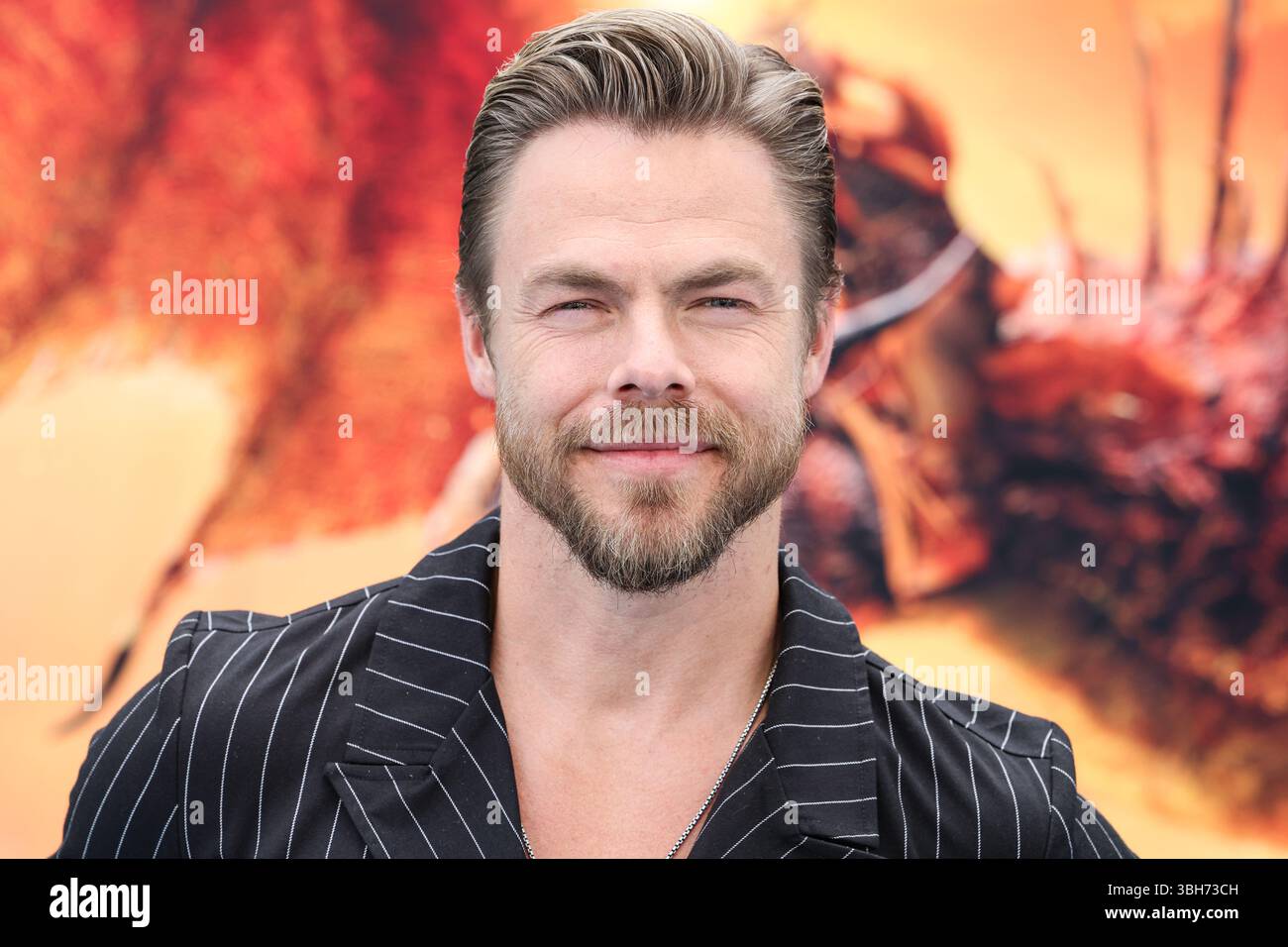 MIRACLE MILE, LOS ANGELES, CALIFORNIA, USA - JUNE 07: American dancer ...