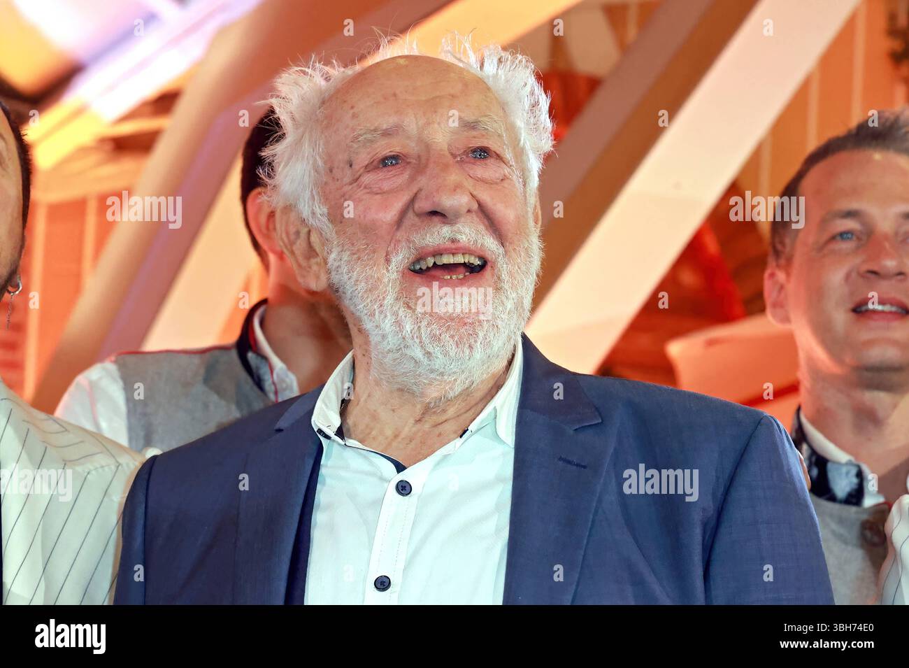 ARD - Sommerspaß mit Andy Borg. Schauspieler Dieter Hallervorden ...
