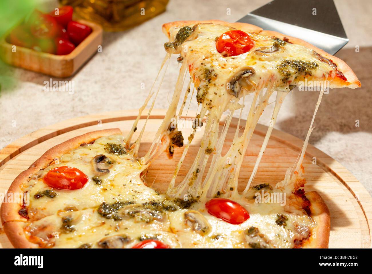 Freshly melted cheese on authentic Italian pizza Stock Photo - Alamy