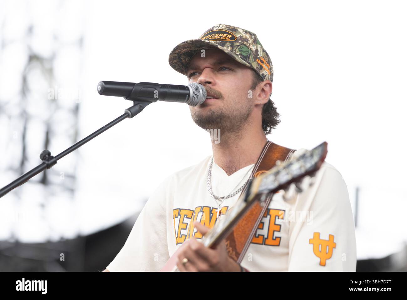 NASHVILLE, TENNESSEE - JUNE 7 , 2025: Country singer Conner Smith ...
