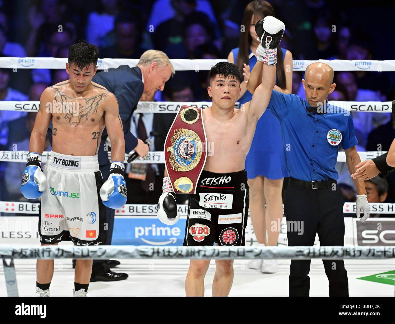 Tomoya Tsuboi of Japan reacts after defeating against Van Thao Tran of ...