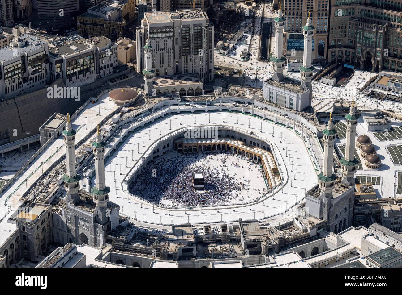 A general view of Muslims perform the Tawaf circumambulation around ...