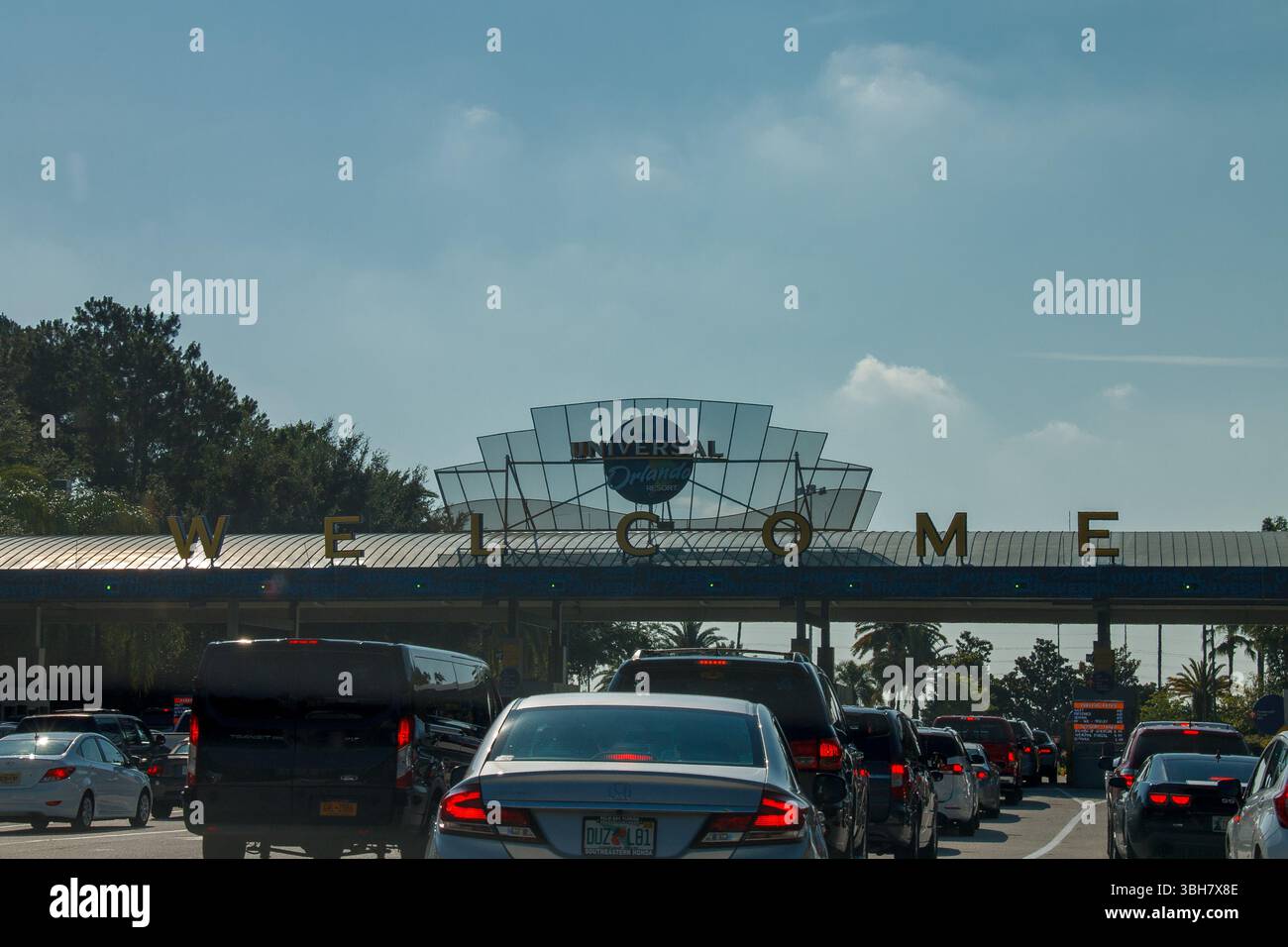 The Universal Studios amusement park parking lot entrance gate, Orlando ...