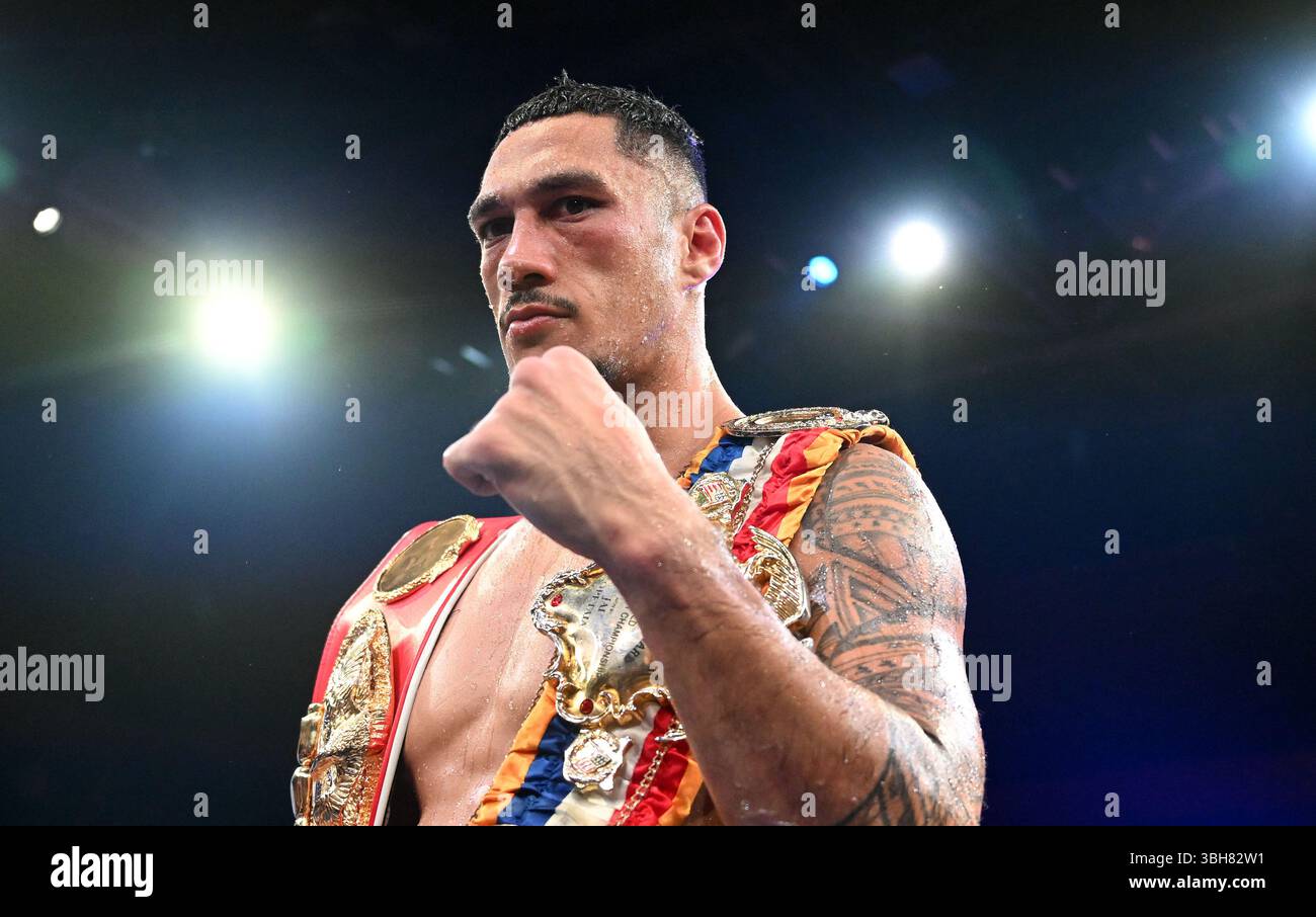 Gold Coast, Australia. 08th June, 2025. Australian Jai Opetaia ...