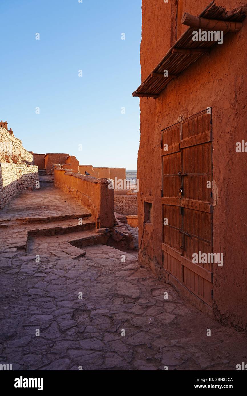 Sus alley hi-res stock photography and images - Alamy