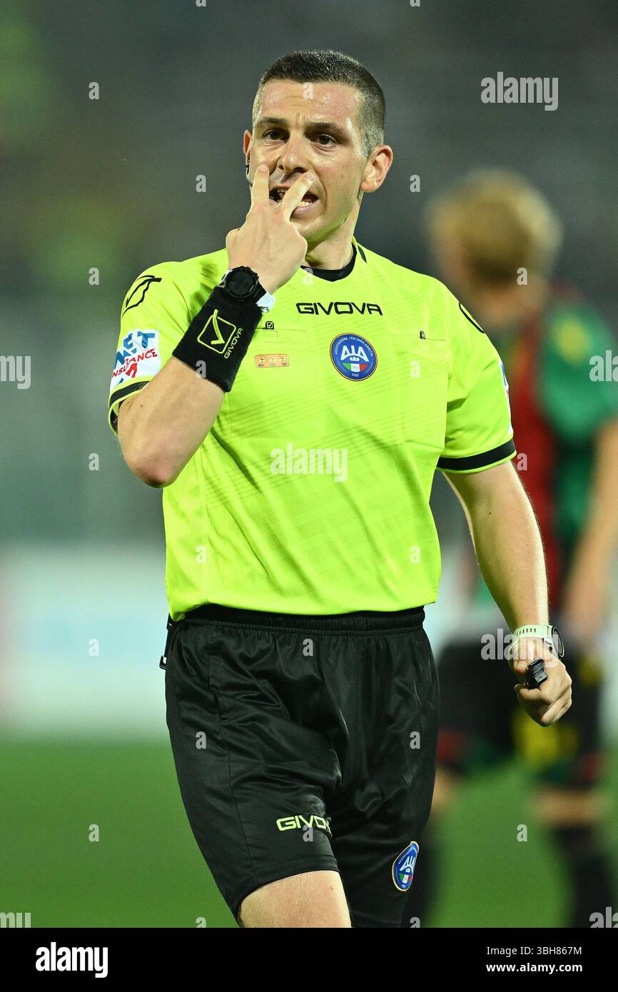 Pescara, Italy. 08th June, 2025. Referee Andrea Calzavara participates ...