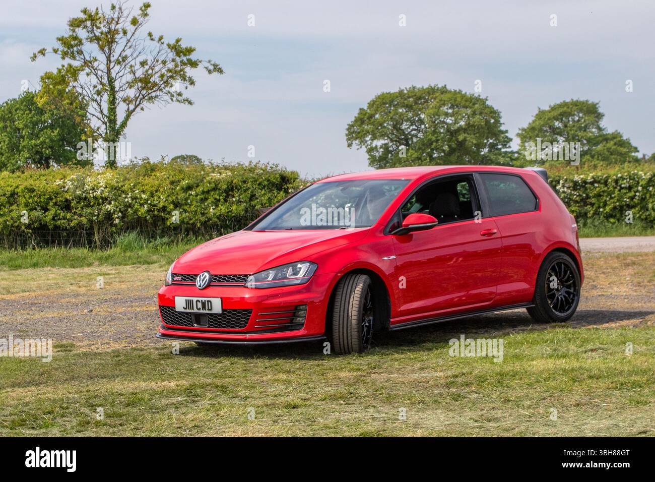 2016 Tornado Red Volkswagen Golf Gti Performance Performance Pack Auto ...