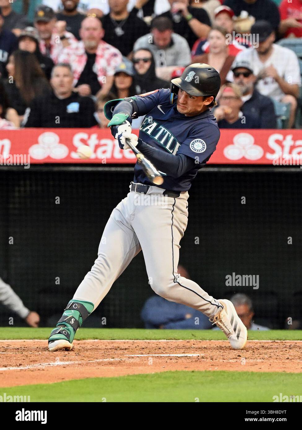 ANAHEIM, CA - JUNE 06: Seattle Mariners second baseman Cole Young (2 ...