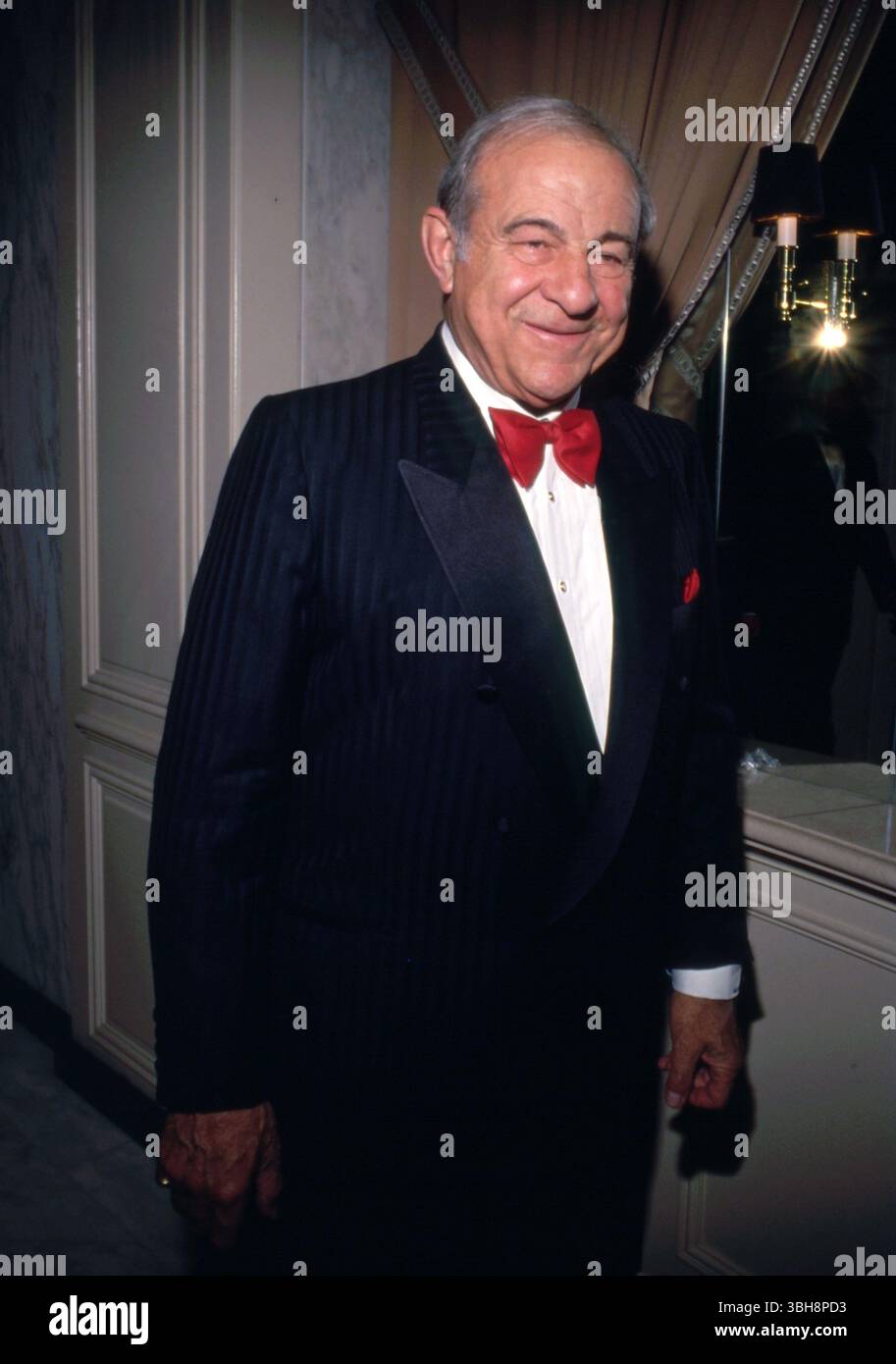 Carl Karcher Circa 1980's Credit: Ralph Dominguez/MediaPunch Stock ...