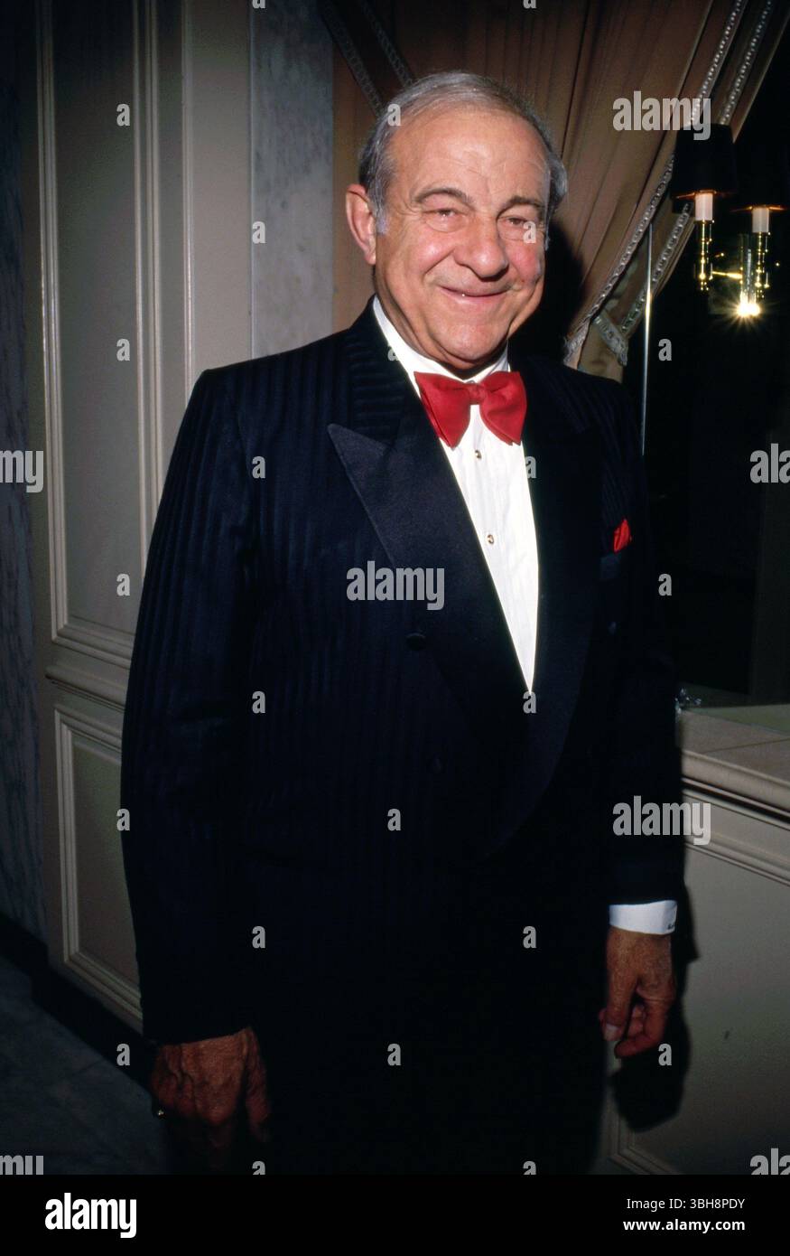 Carl Karcher Circa 1980's Credit: Ralph Dominguez/MediaPunch Stock ...