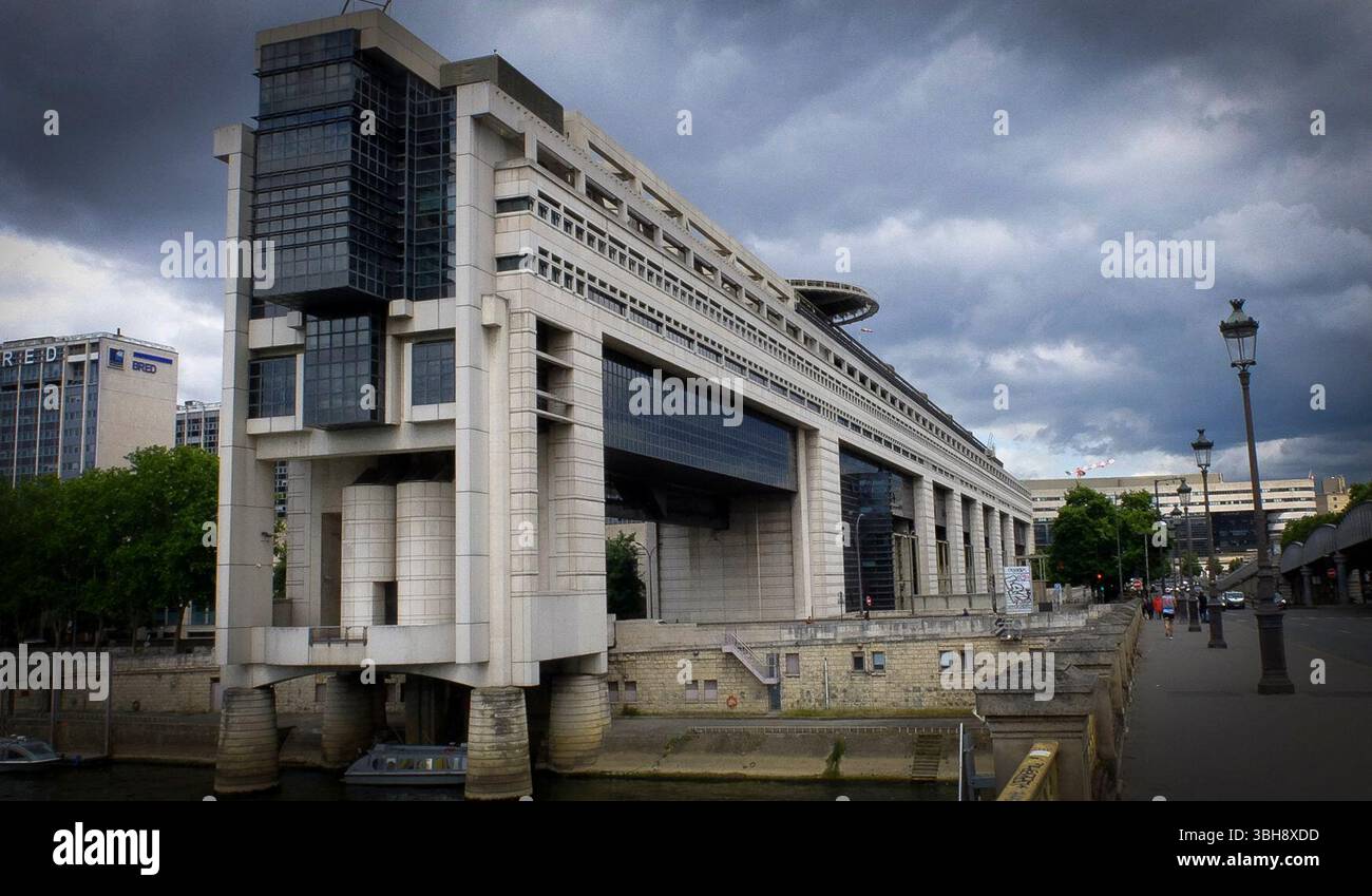 Paris, France. 06th June, 2025. Illustration - Ministry of the Economy ...