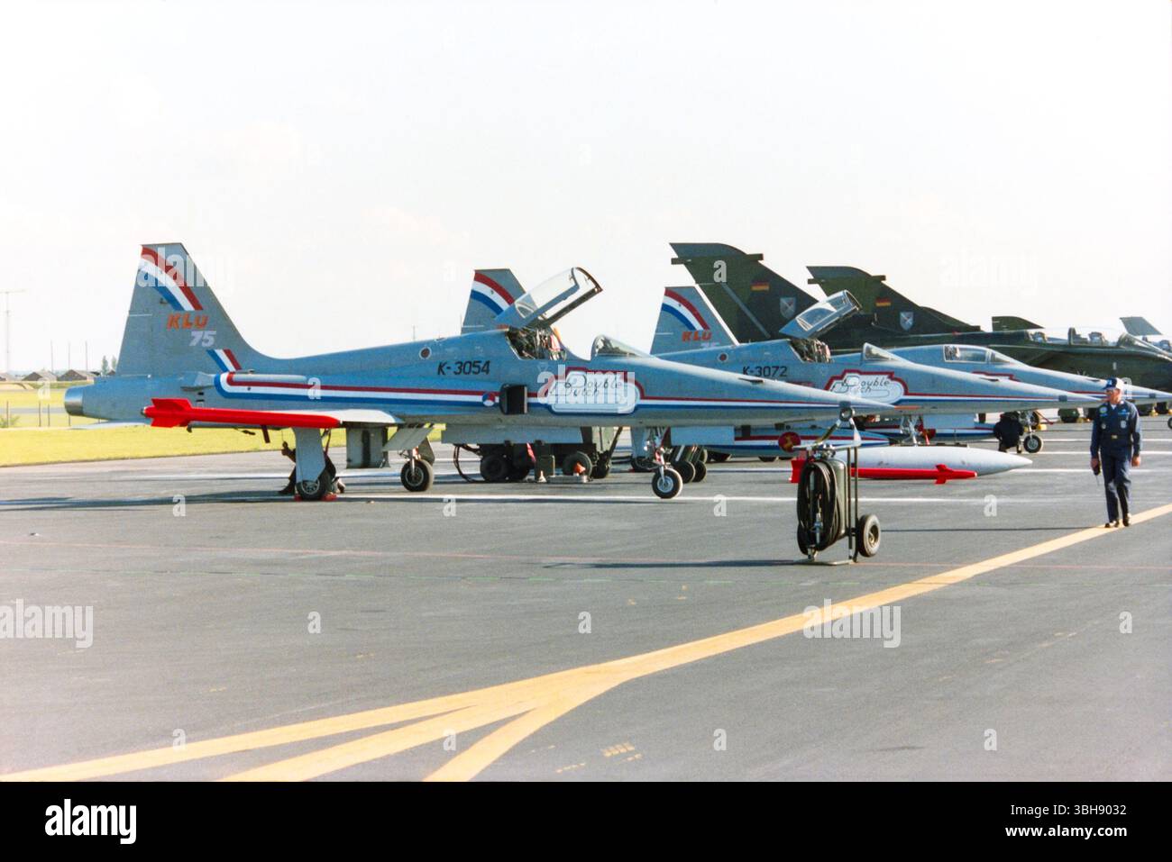 The "Double Dutch" display duo (with spare) of Royal Netherlands Air ...