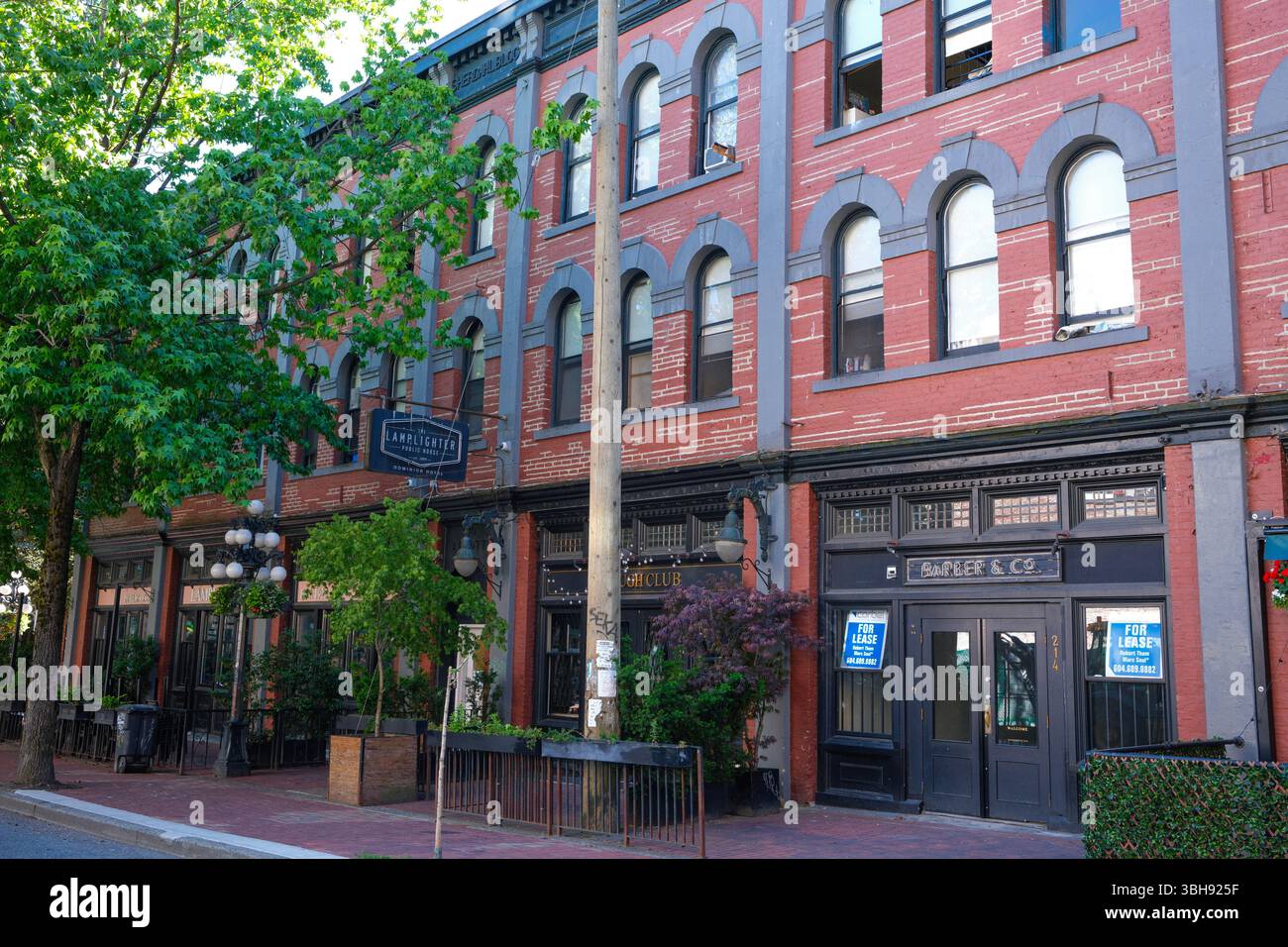 The Lamplighter Pub & Dominion Hotel building along Water Street in ...