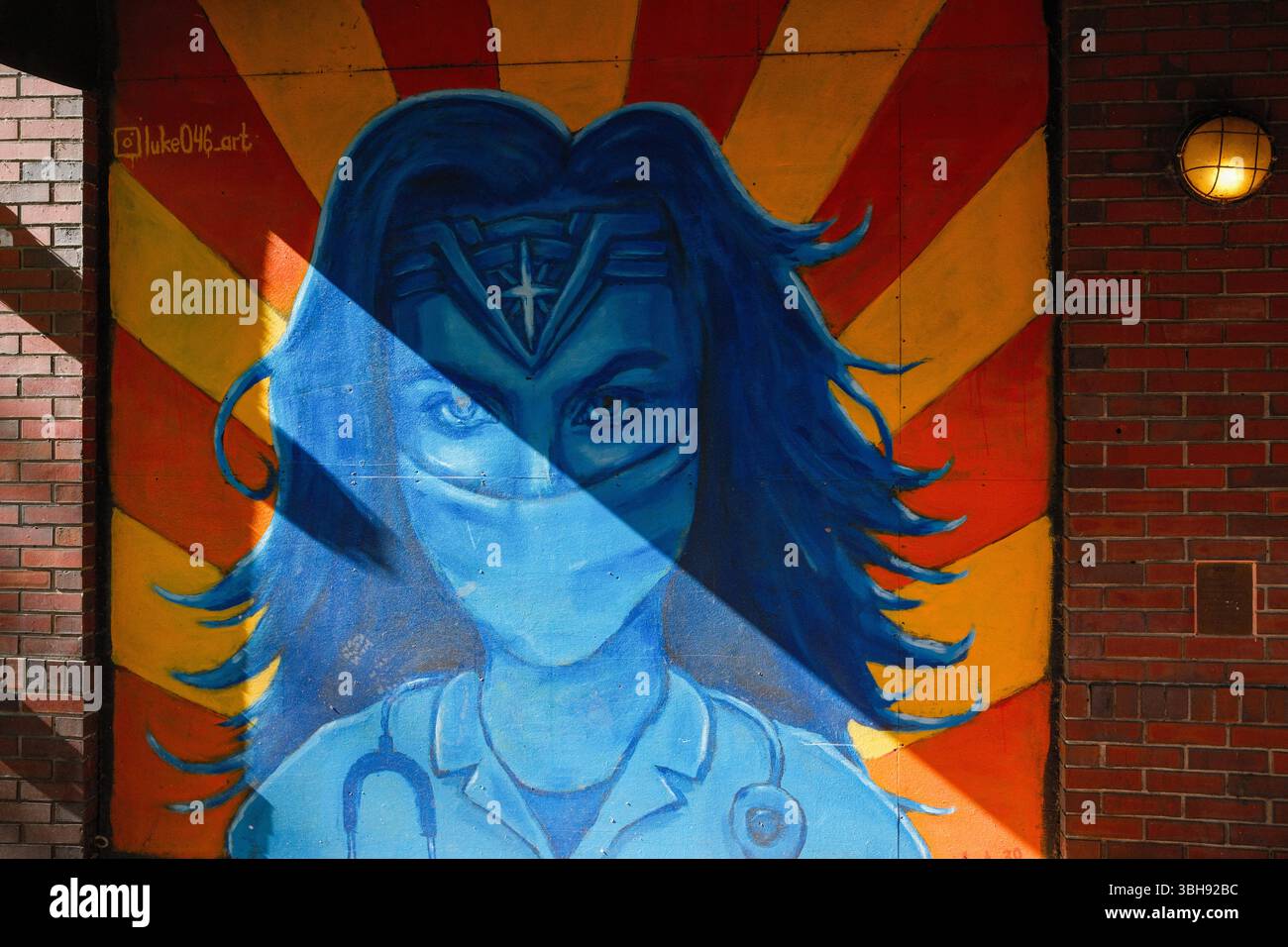Wonder woman mural hi-res stock photography and images - Alamy