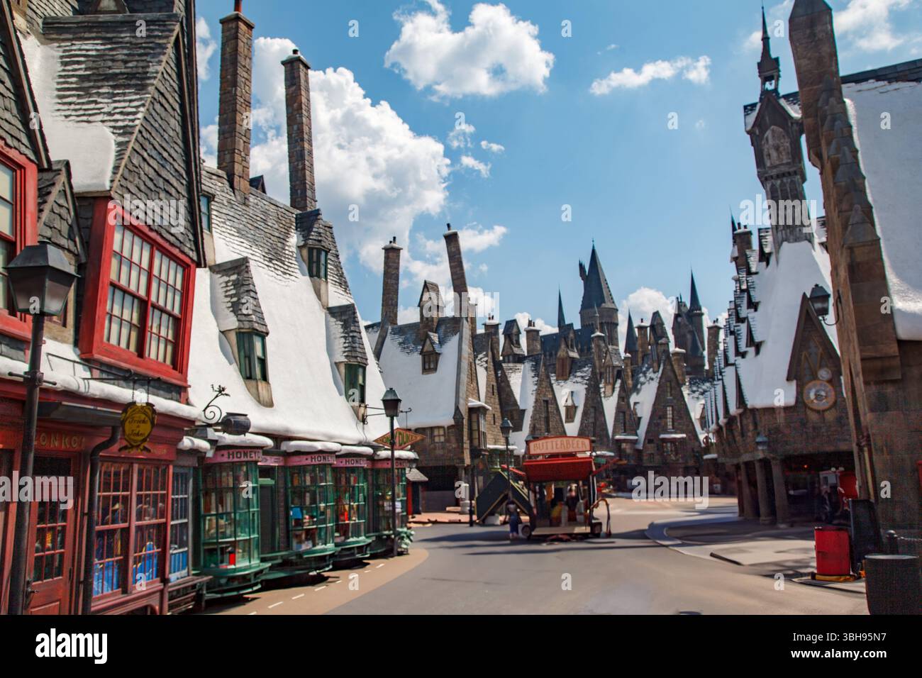 The Wizarding World of Harry Potter - Diagon Alley, Universal Studios ...